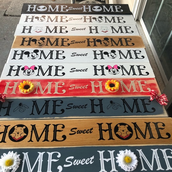 Wall Decor | Home Sweet Home Sign With Minnie Mouse | Poshmark